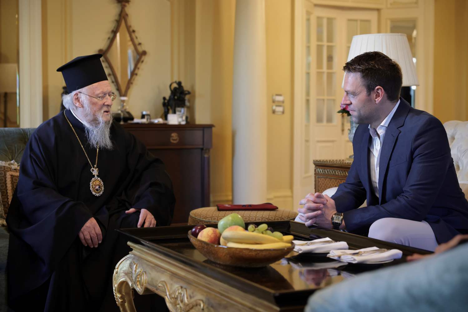 Kasselakis meets with Ecumenical Patriarch Batholomew in Athens - Greek ...